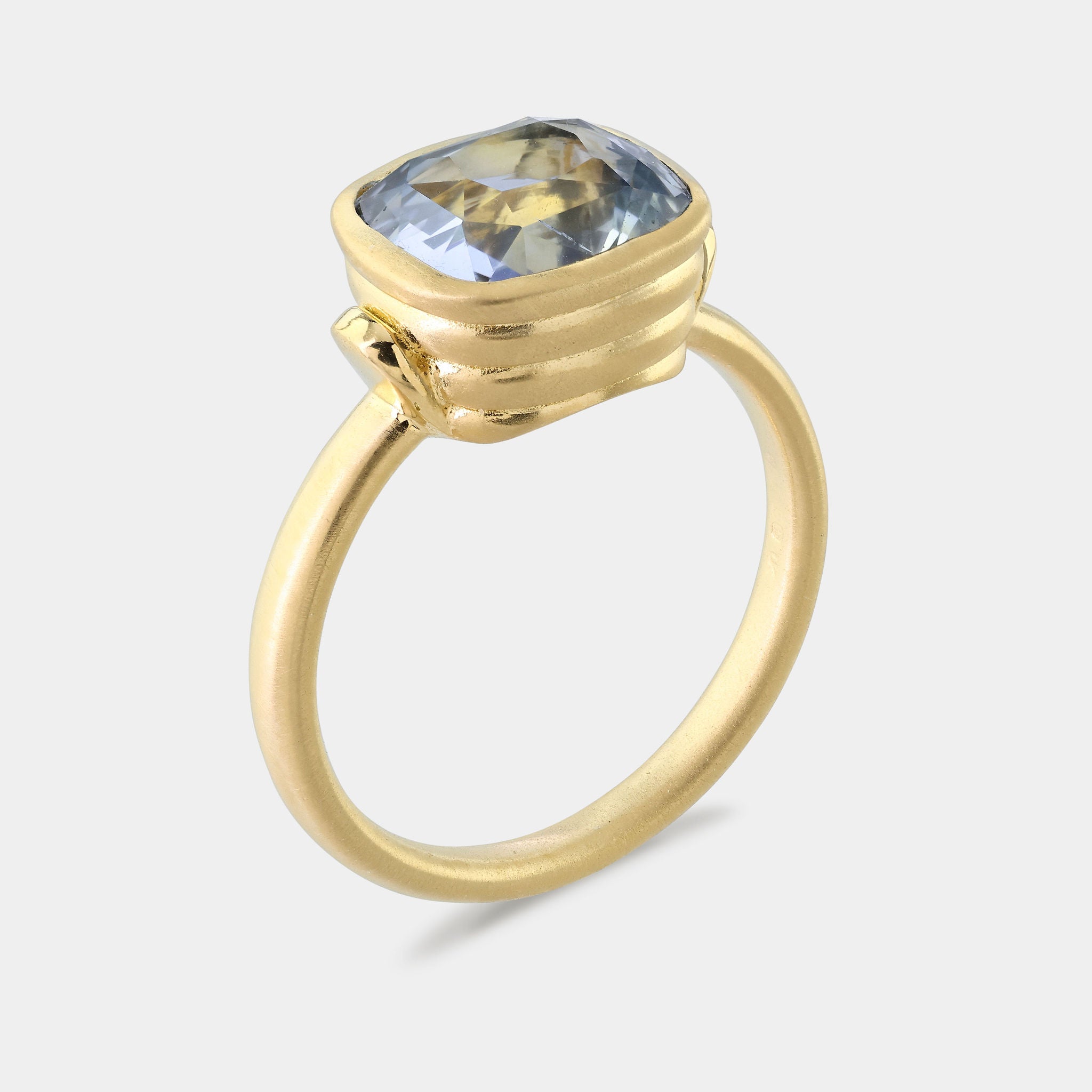 Cairns Ring: Blue Sapphire – Kirica Fine